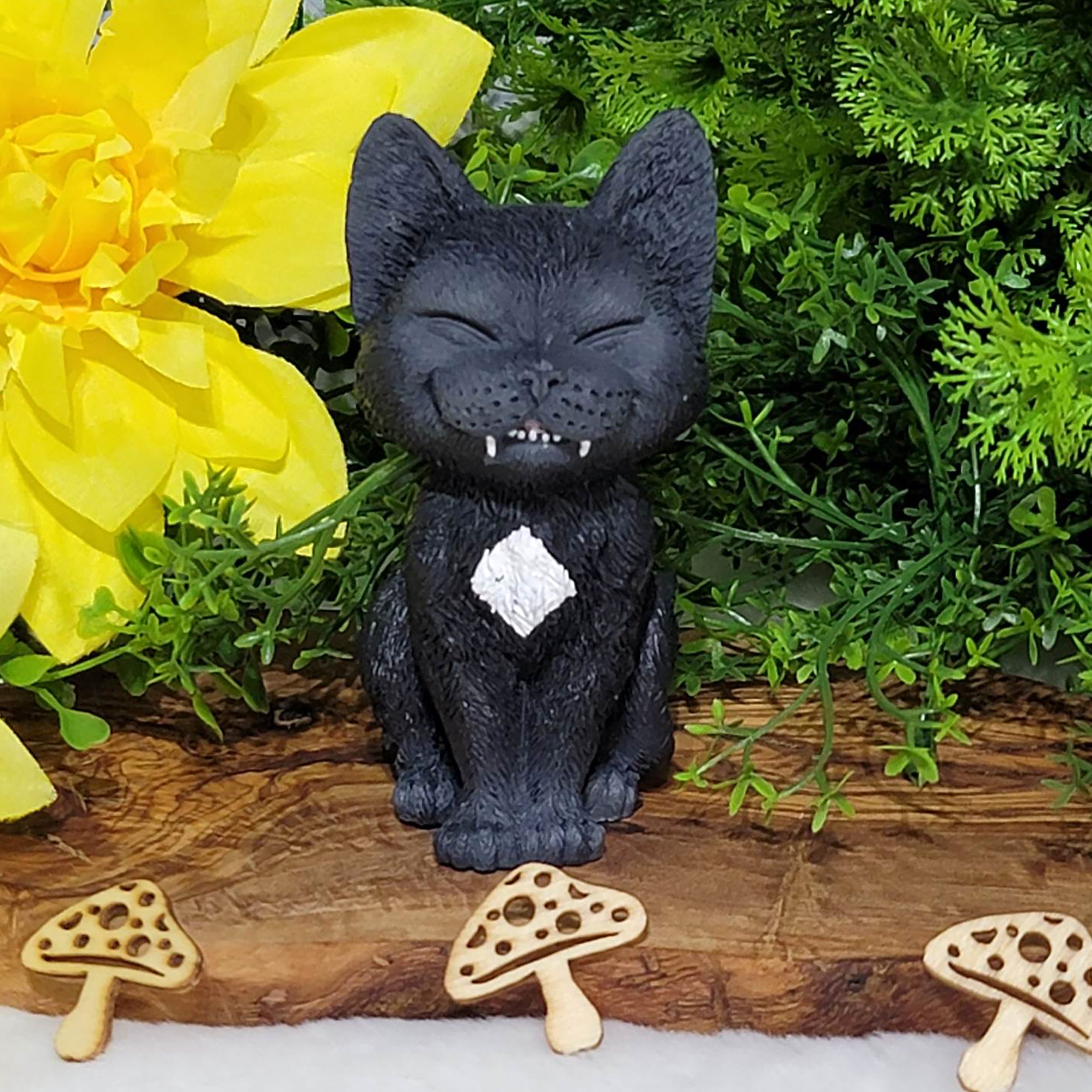 Teehee Cat Figurine - (4" Tall)